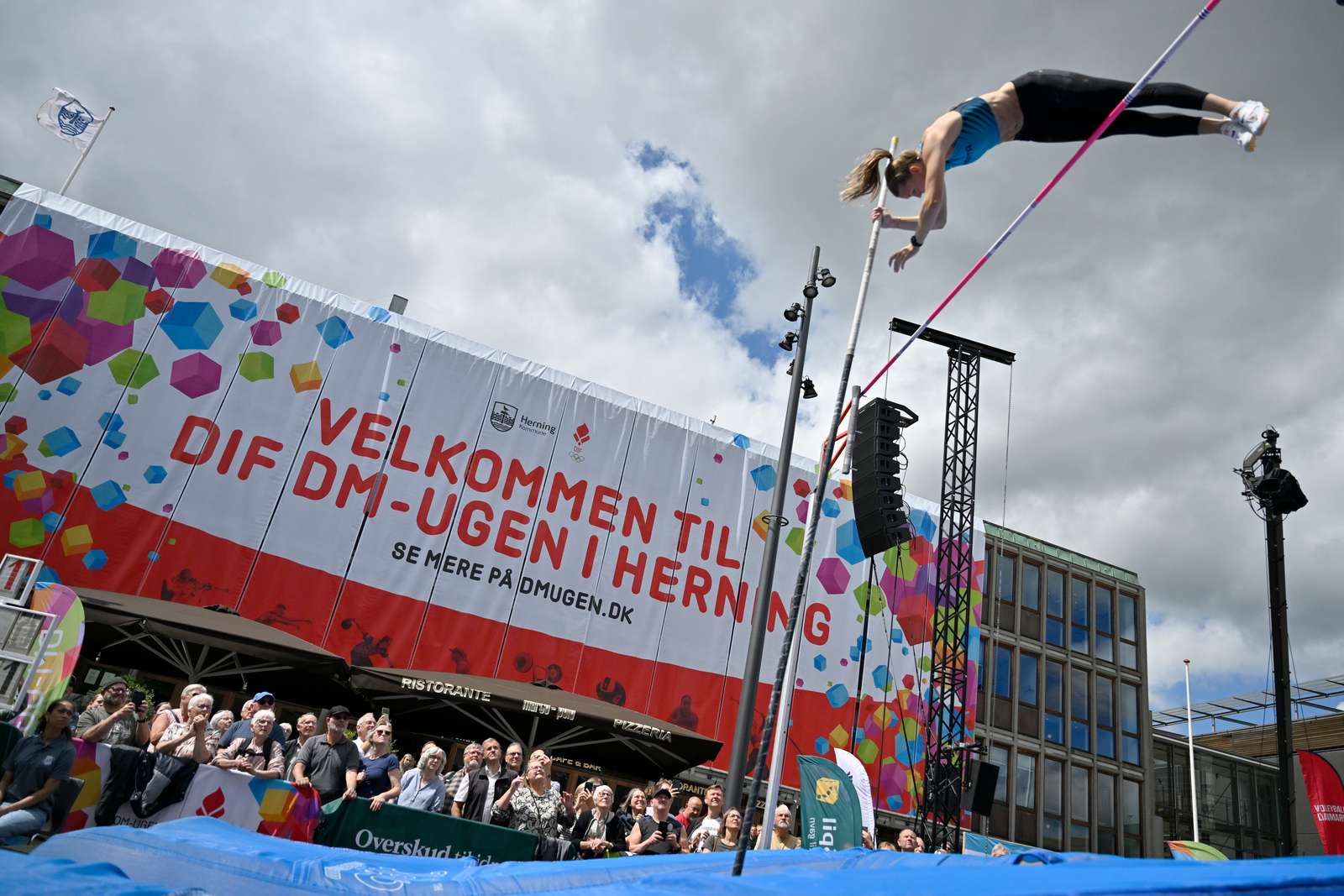 DR ZONEN | DIF
